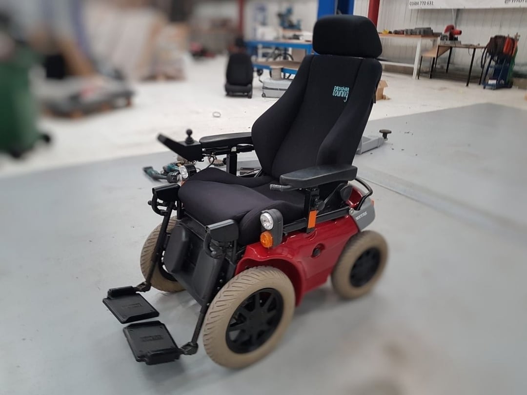 The fastest electric wheelchair project - Indra Renewable Technologies