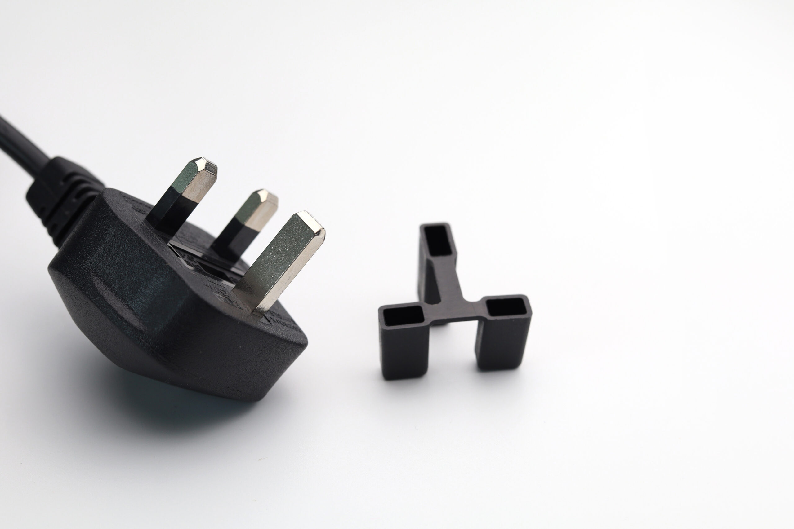 Are 3-pin chargers for EVs safe or not? Pros and cons | Indra